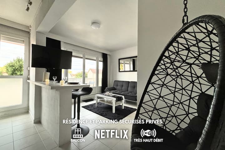 Joli Studio En Résidence Privée - Sens