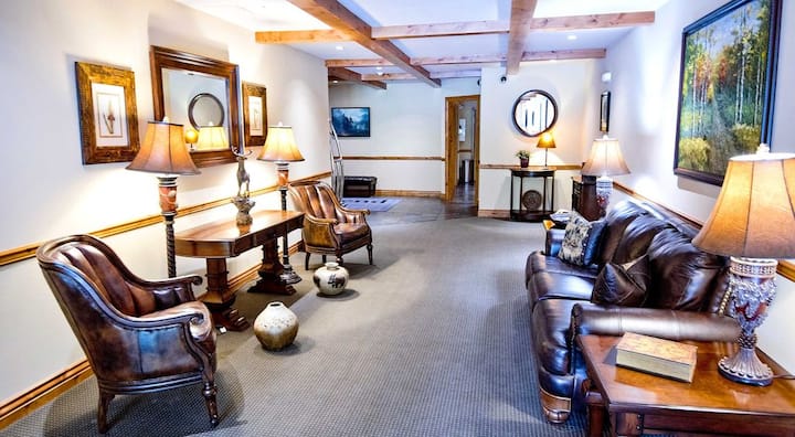 Amazing Value Beaver Creek Condo ! - Beaver Creek, CO
