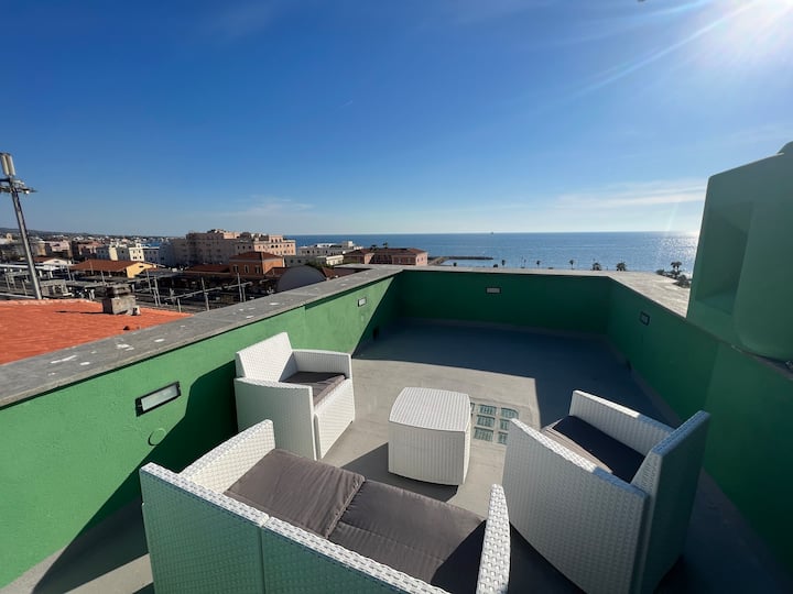 Sealovers House With Big Terrace - Civitavecchia