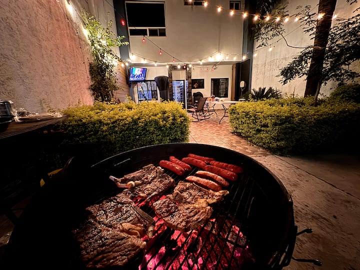 Bbq Space, Near Bbva, 6 Guest House - Guadalupe