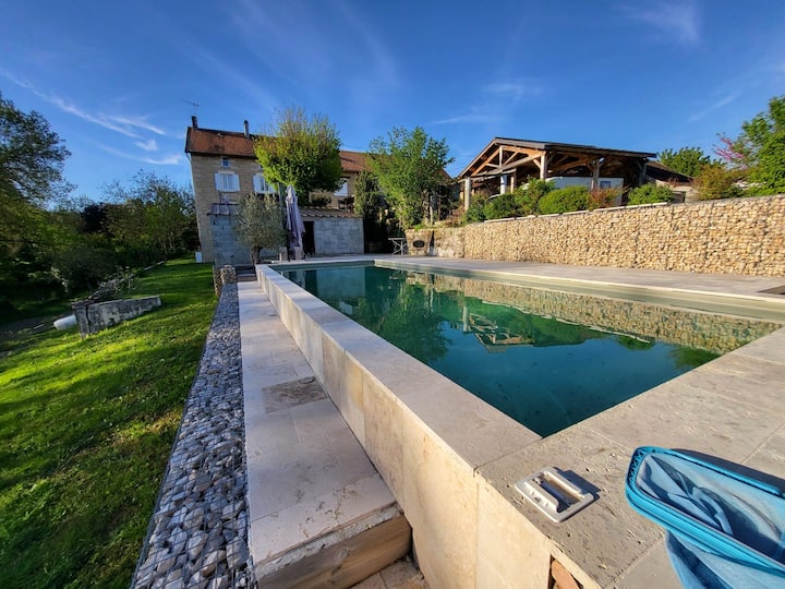 Maison En Pierre Avec Piscine - L'Isle-d'Abeau