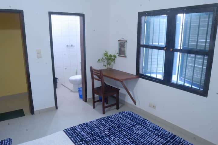 Chambre 3 Dans Villa Avec Cuisine Bien Située - Bénin