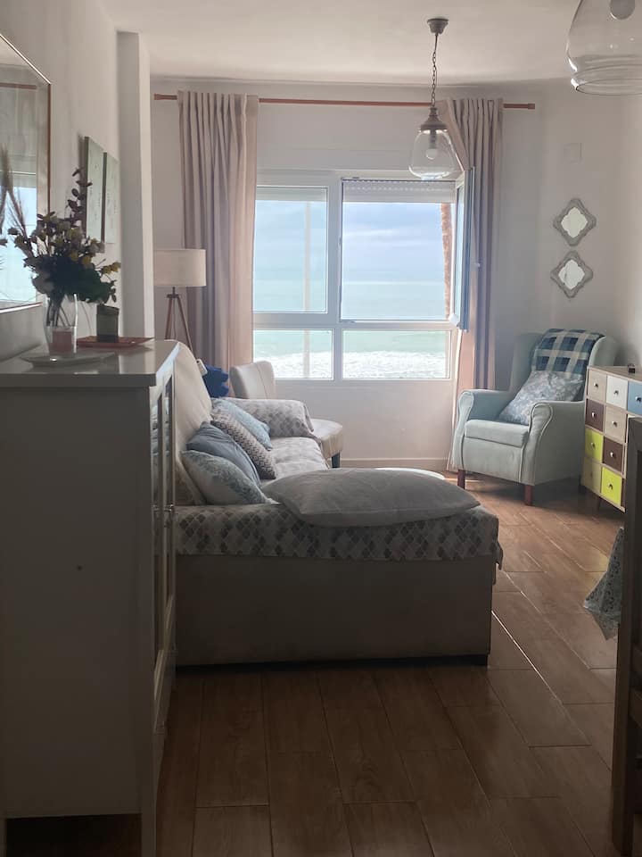 Frente Al Mar - Cádiz