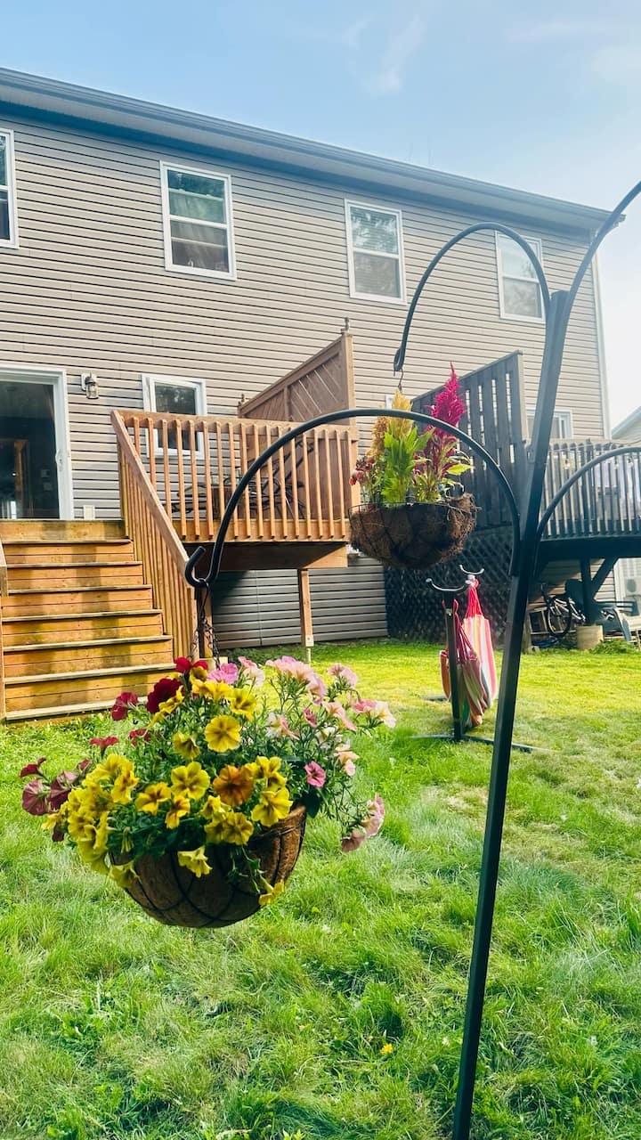 Cozy & Creative Space - Moncton