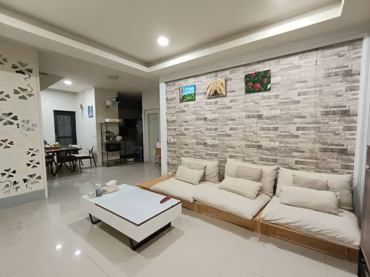 旗艦按摩椅|催眠師的窩|月租|一中街8分鐘|大坑15分鐘 - 北屯區