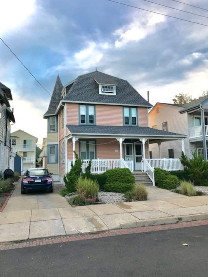 1st Floor, Quaint North-end Ocean City, Nj - Ocean View, NJ