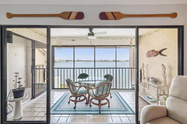 Waterfront Townhome Dolphin View - Manasota Key, FL