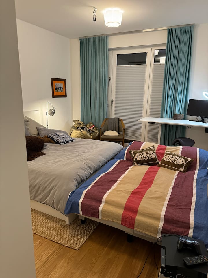 Modern Home Office + "Dorm" - Amburgo
