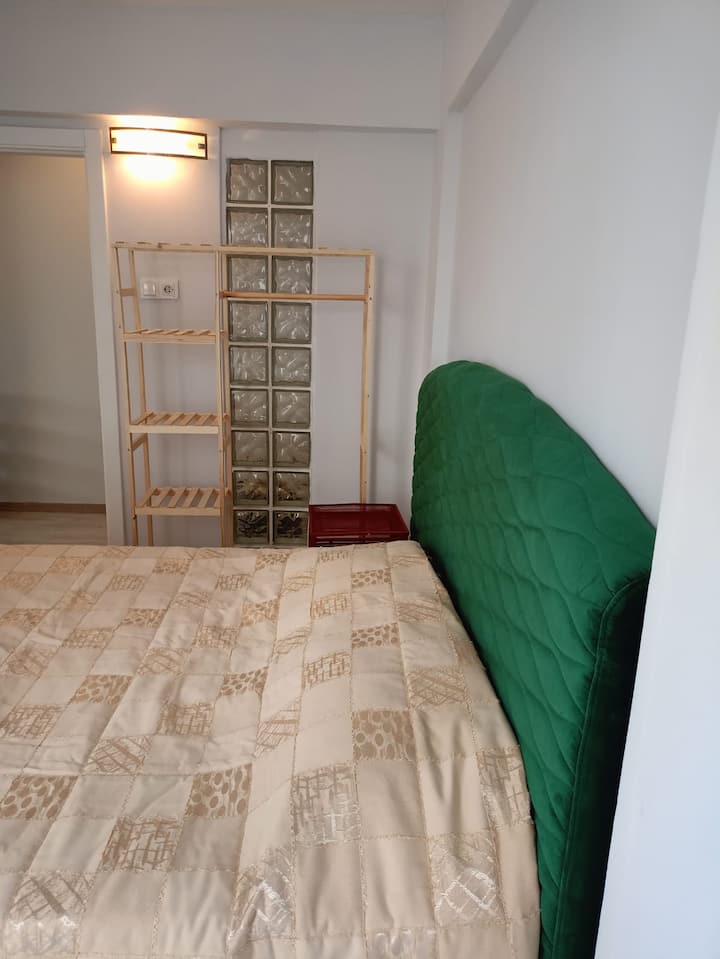 Alsancak'ın Merkezinde Rahat Ve Güvenli Konaklama - Buca