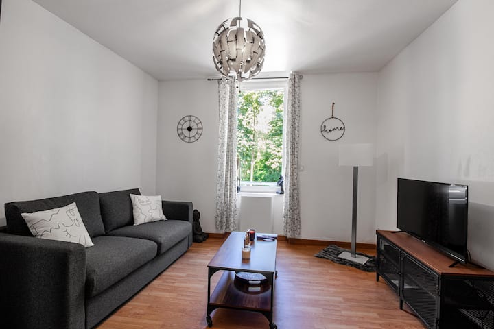 Sweet-patio : Parking Gratuit, Terrasse Privative - Briey