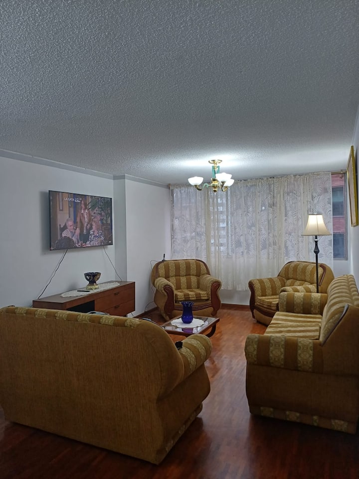 Stay At Quito's Financial District - Quito