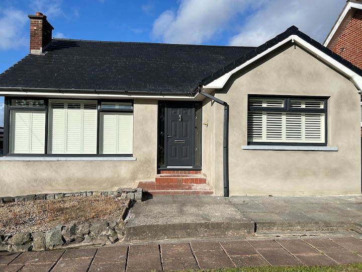 Spacious 2 Bedroom Bungalow - Belfast