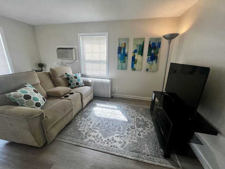 Kettering Royal Suite - Dayton, OH