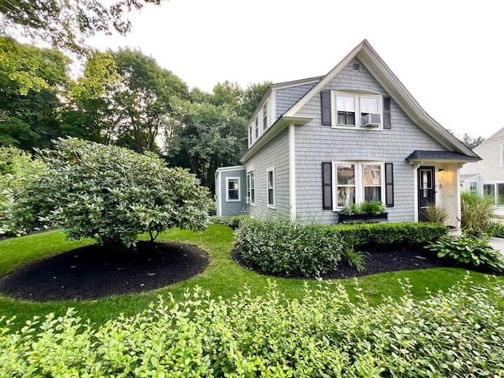 Cozy Cape Near The Beach - Scituate, MA