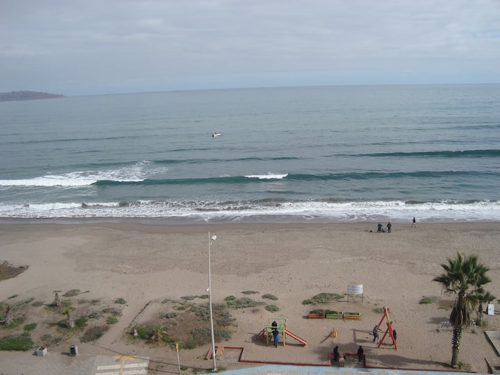 Excelente Depto Primera Línea - La Serena