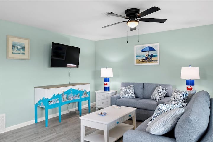 Dolphincove 5035b
Sea Haven
 Grand Opening - Manasota Key, FL