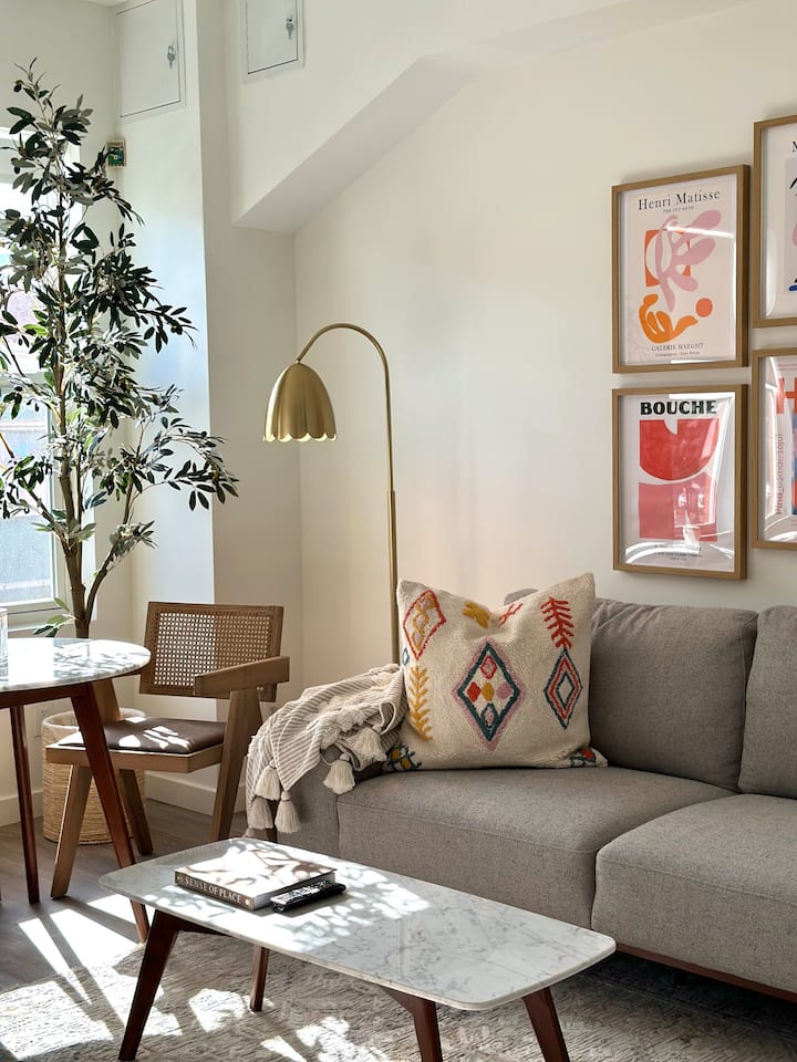 Marché Suites The Maya 1 Bed - Ottawa