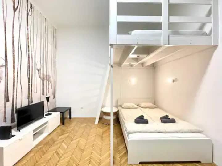 Central Loft Apartment Near Synagogue With4pplwifi - Budapest