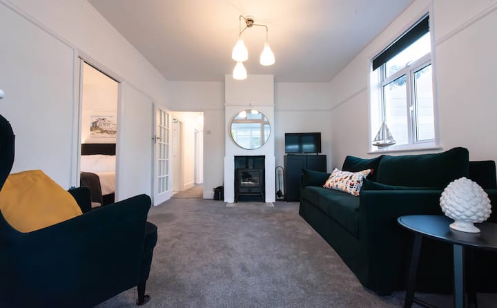 Entire Beach Bungalow - Steyning