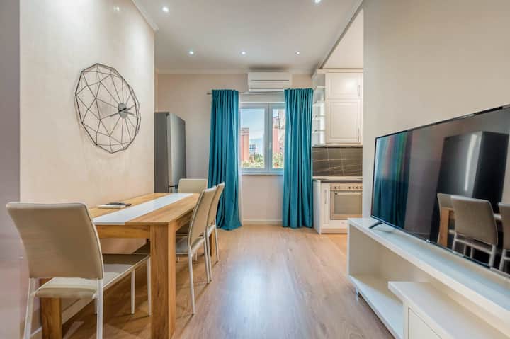Skanderbeg Charming B @ Enjoy Albania Apartments - Tirana