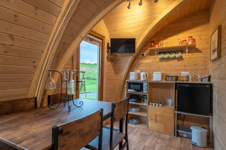 Badger Pod With Hot Tub - Sedbergh