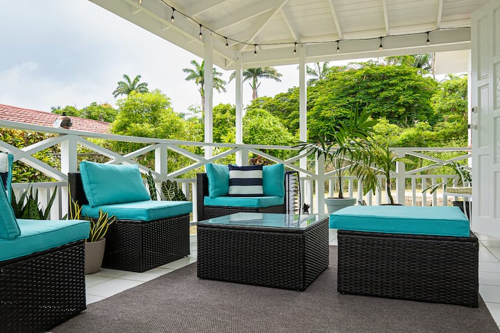 Island Breeze Home - Bridgetown