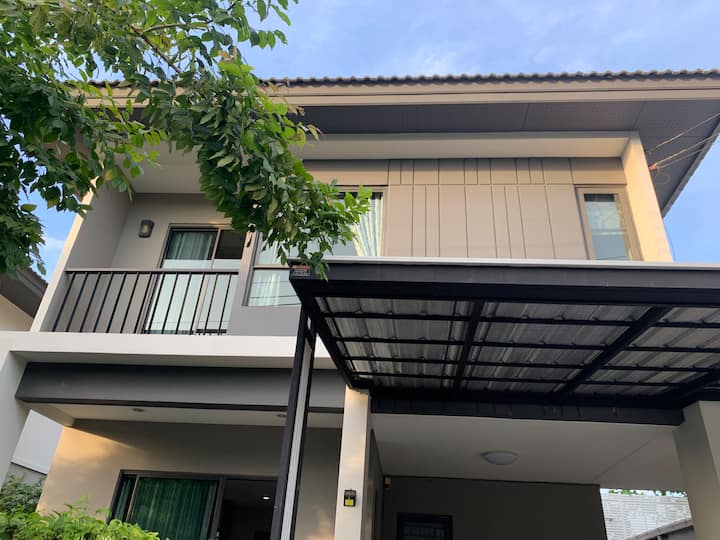 3 Bed 2 Bath House With Club House - Airport - Bangkok