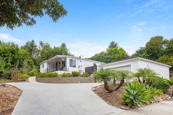 Modern Peaceful Tucked Away With Private Office - Spring Valley, CA