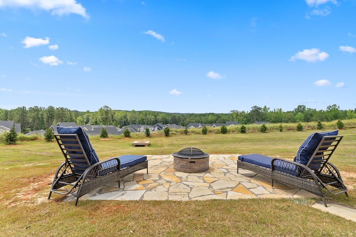 Spacious Haven On A Hill - Clemson, SC