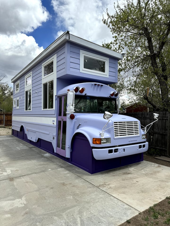The Purple Bus | Tiny Home I Occ I Brand New - Colorado Springs, CO