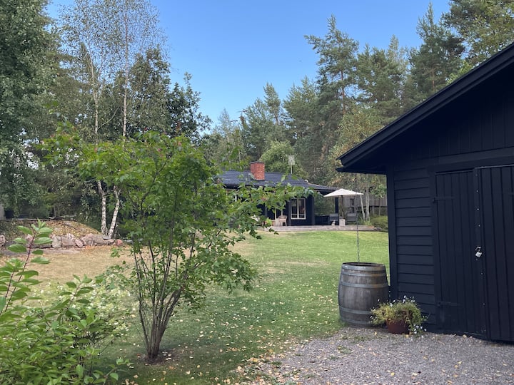 Cozy Cabin,6-8 Beds,by The Forest In A Quiet Area - Strängnäs