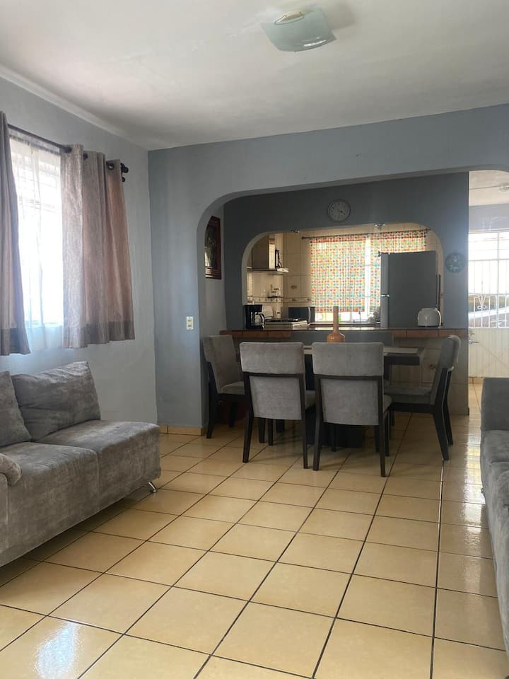 Casa Gardenia Alojamiento. - Tepic