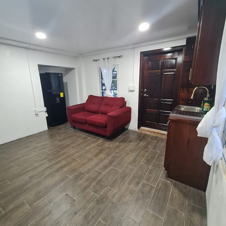 Victoria's Retreat - Belize