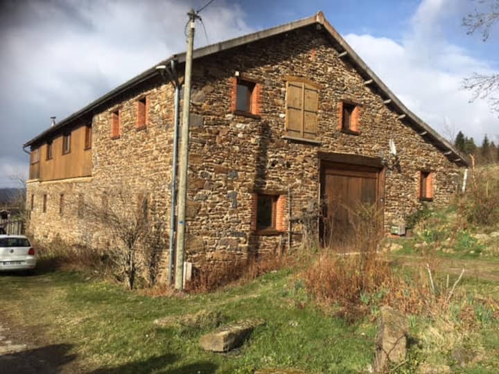 Chalet Entier à La Lisière De La Foret - Haute-Loire
