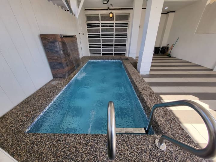 Aaira Guesthouse (Private Pool) - Sungai Petani