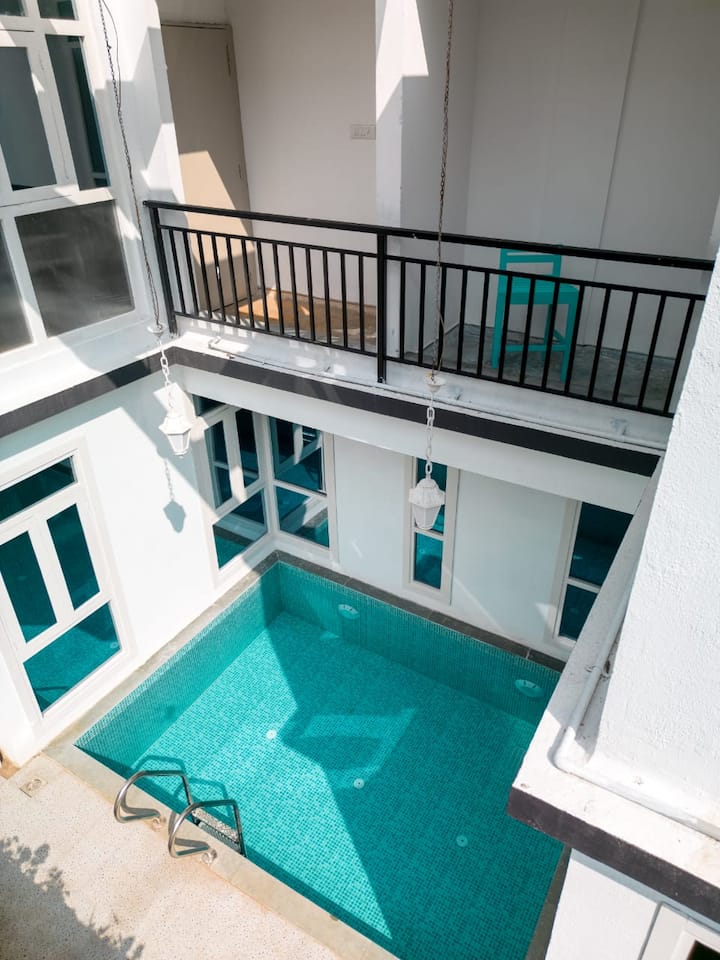 Villa 14,7bhk Pvt Pool Villa Near Thalassa - Goa