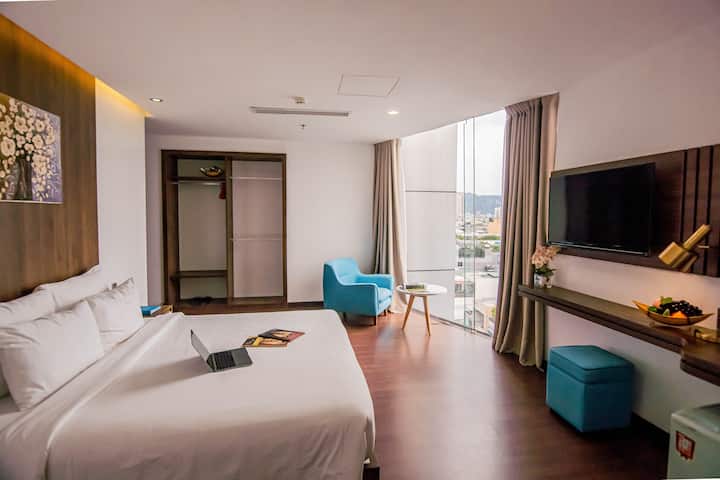 Deluxe Double With River View - Đà Nẵng