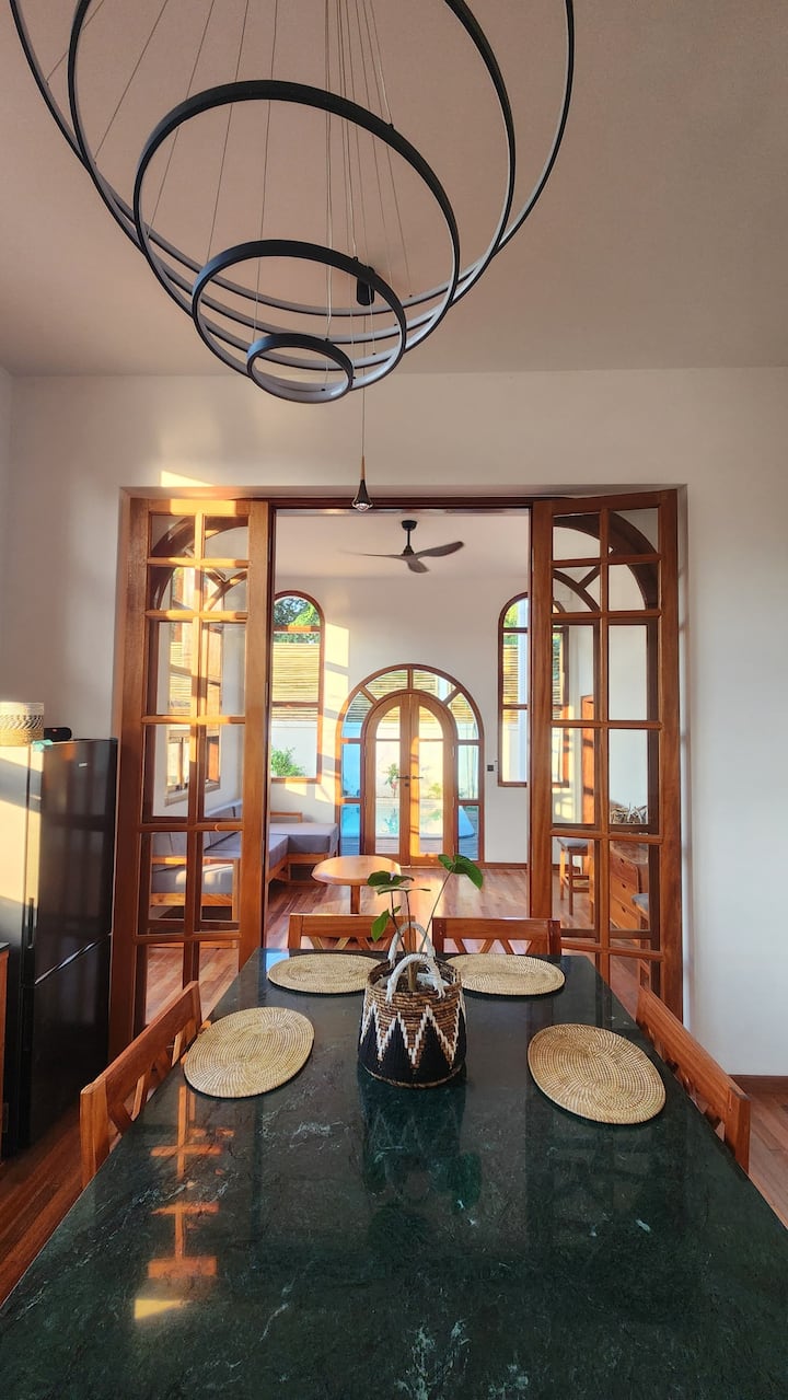The Grand Markisa Private Villa - Gili Islands