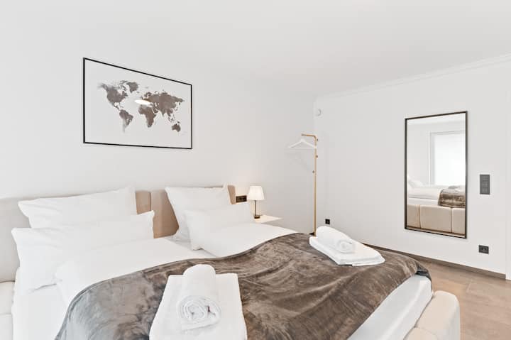Stylish Apartment | Loggia | City Center | Netflix - Freiberg am Neckar