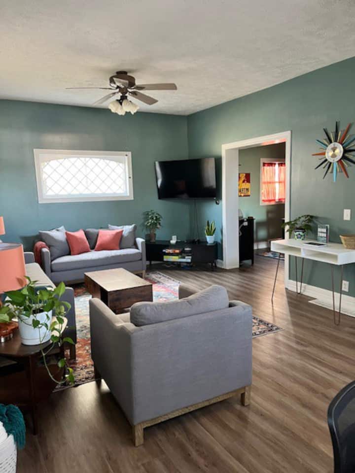 Cozy Three Br In Founder's Grove - Bloomington, IL