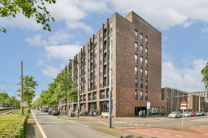 Een Verzorgd Thuis Met Uitzicht En Dakterras - Diemen