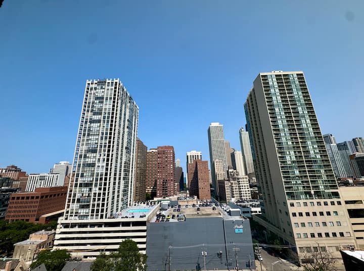 Chicago Gem Awaits - Chicago, IL