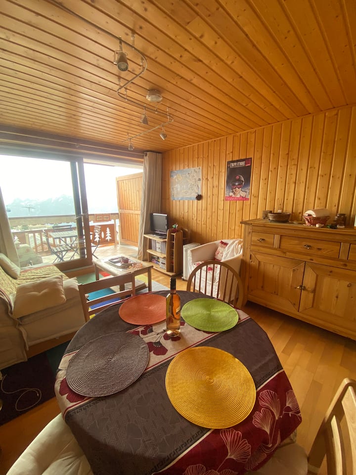 Appartement Authentique
Retour A Ski
Panoramique - L'Alpe d'Huez