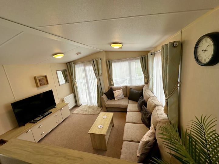 Woody At  Hoburne Bashley - New Milton