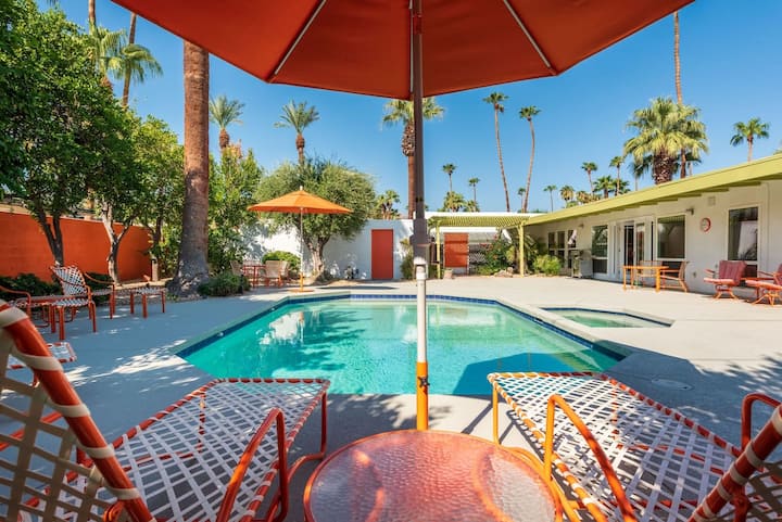 Toro Peak Oasis - Palm Desert