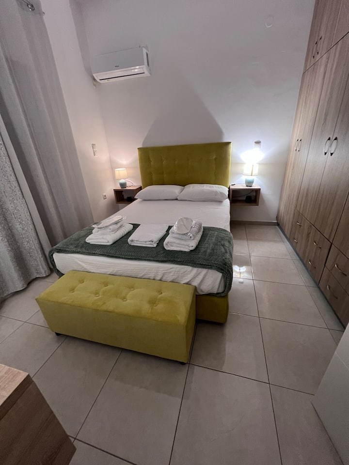 4 Seasons Apartment Lux - Фивы