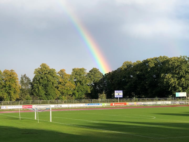Direkt Am Sportverein/stadtwald
3zw 4 Betten - Stein