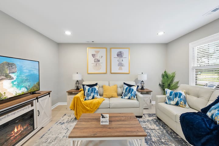 Raleigh Cityside Duplex Unit A - Raleigh, NC