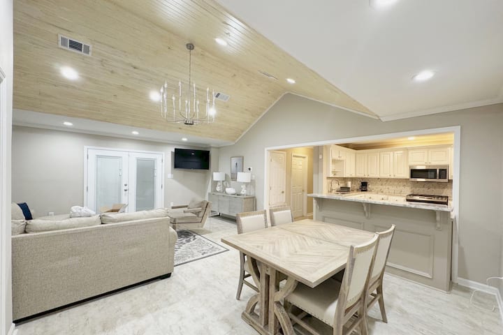 Corporate Stay Villa 3br In Gp (Newly Renovated) - Gulfport, MS