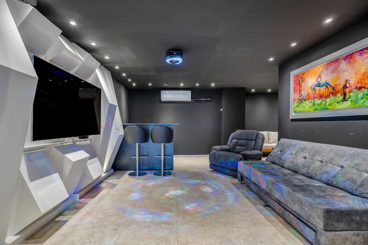 Luxury 3br Retreat, Private Jacuzzi, Nightclub &Ac - Medellín